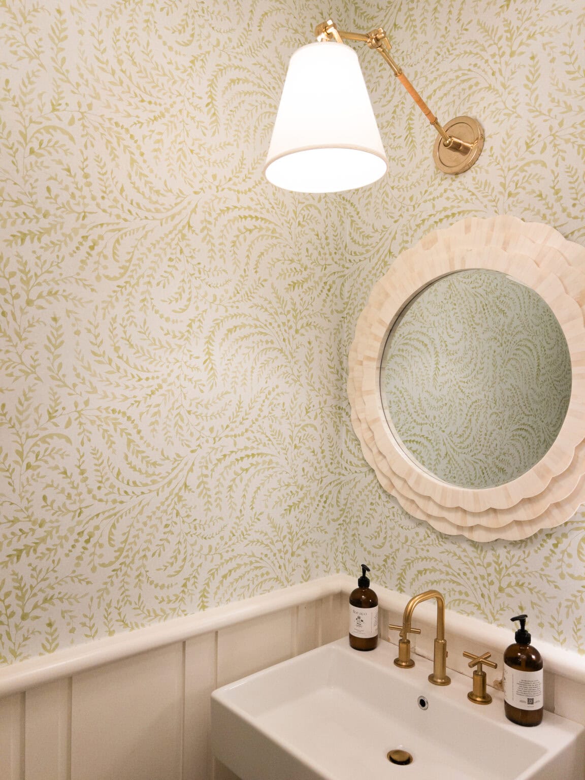 The Most Beautiful Green Wallpaper Designs For Your Home | Hope And Hedges