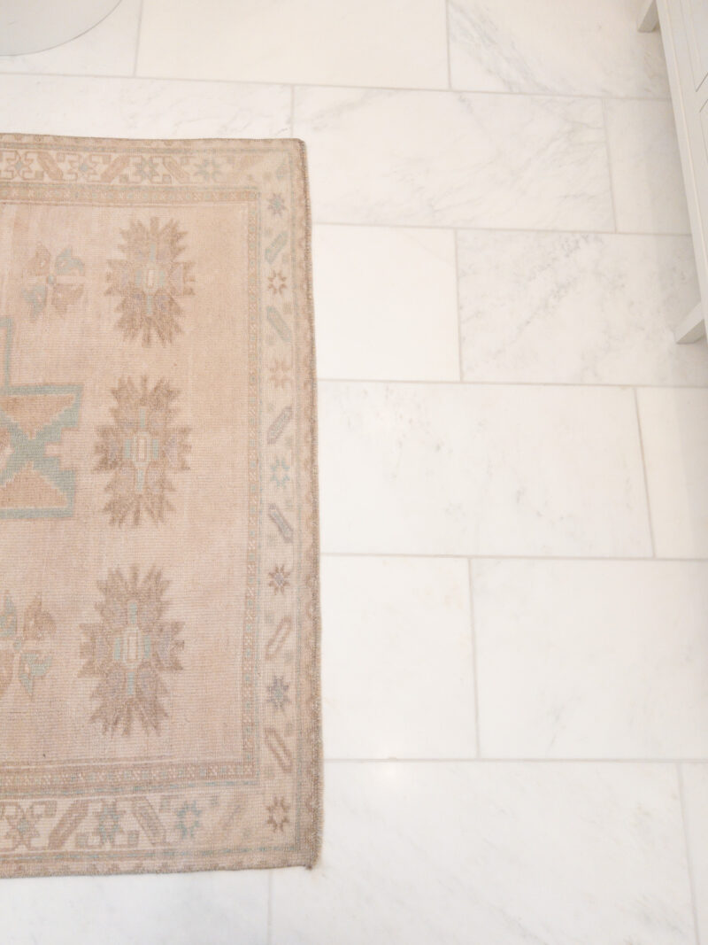 Rugs Vs Carpet: How To Choose Between The Two (For Every Room In Your ...