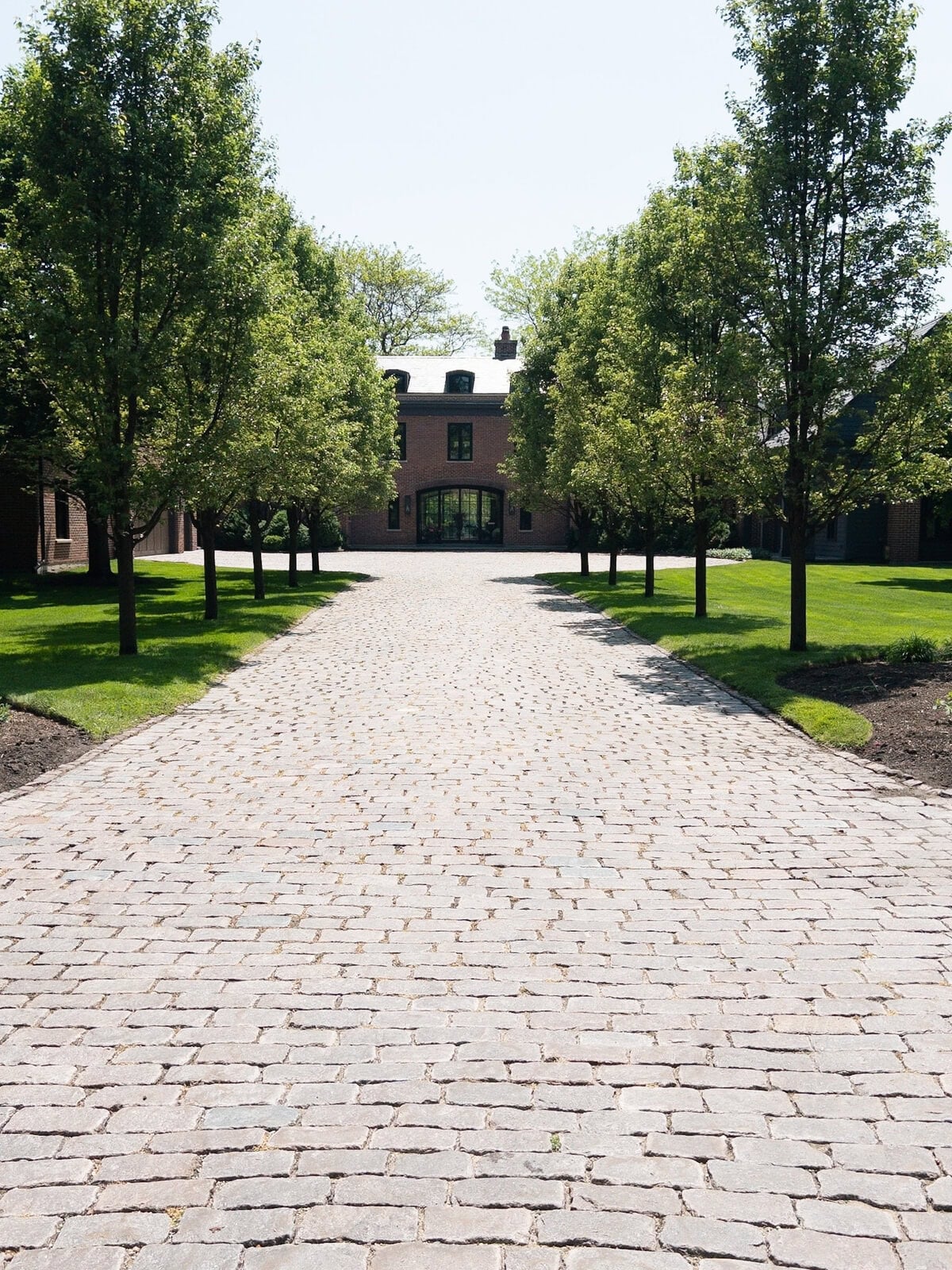 Beautiful Stone Paver Driveway Ideas (And Favorite Stone Pavers) | Hope ...