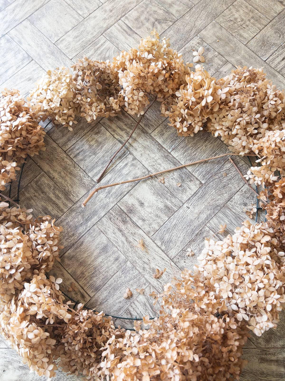 How To Make A Dried Hydrangea Wreath (An Easy DIY) | Hope And Hedges