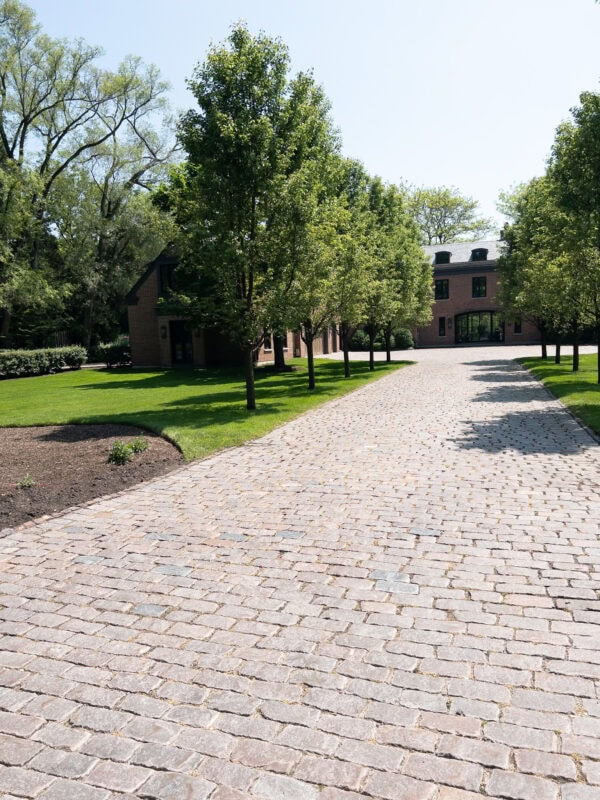 Beautiful Stone Paver Driveway Ideas (And Favorite Stone Pavers) | Hope ...