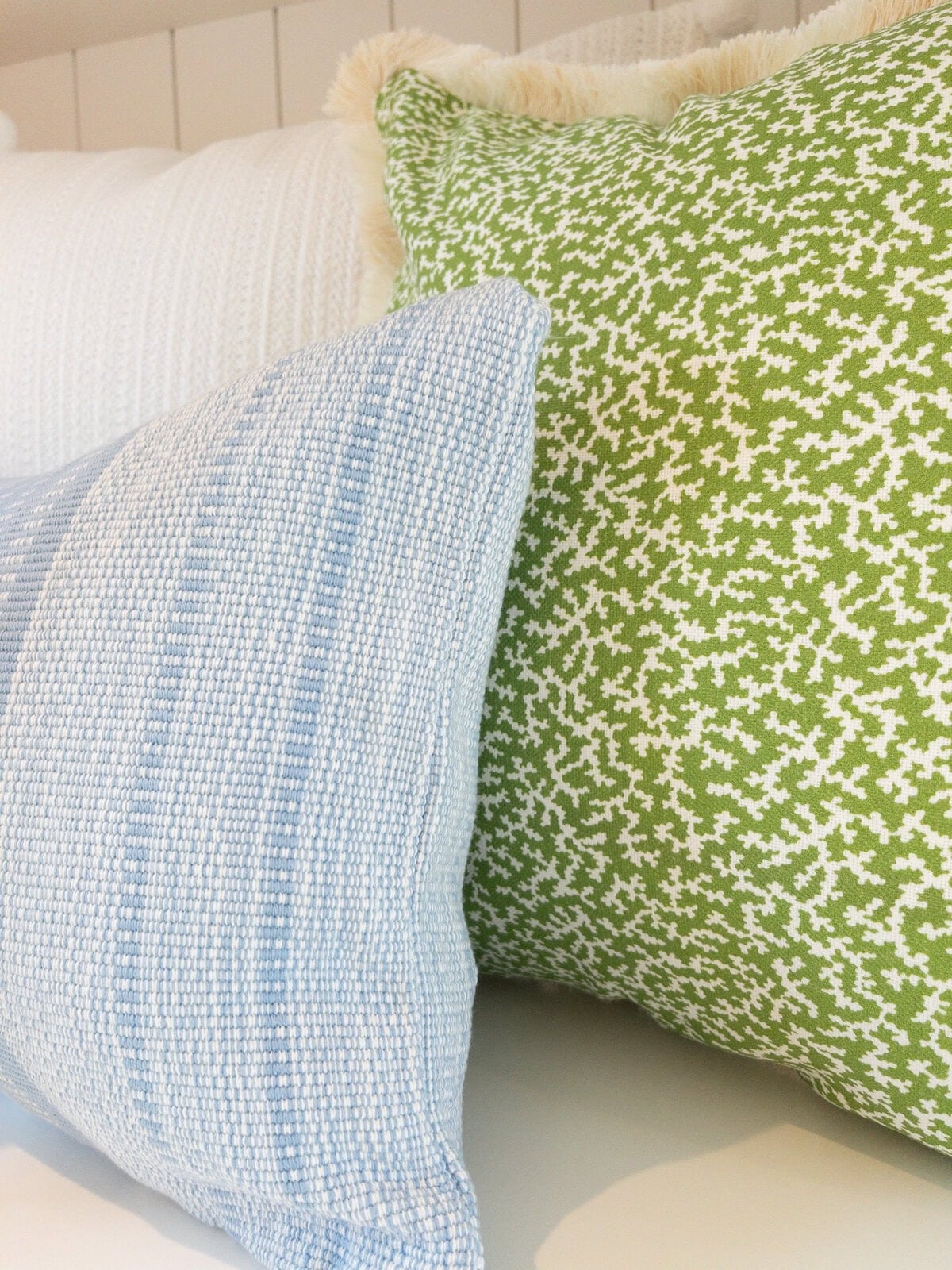 Perfect Pillow Combinations: How To Mix and Match Pillows Like A Pro